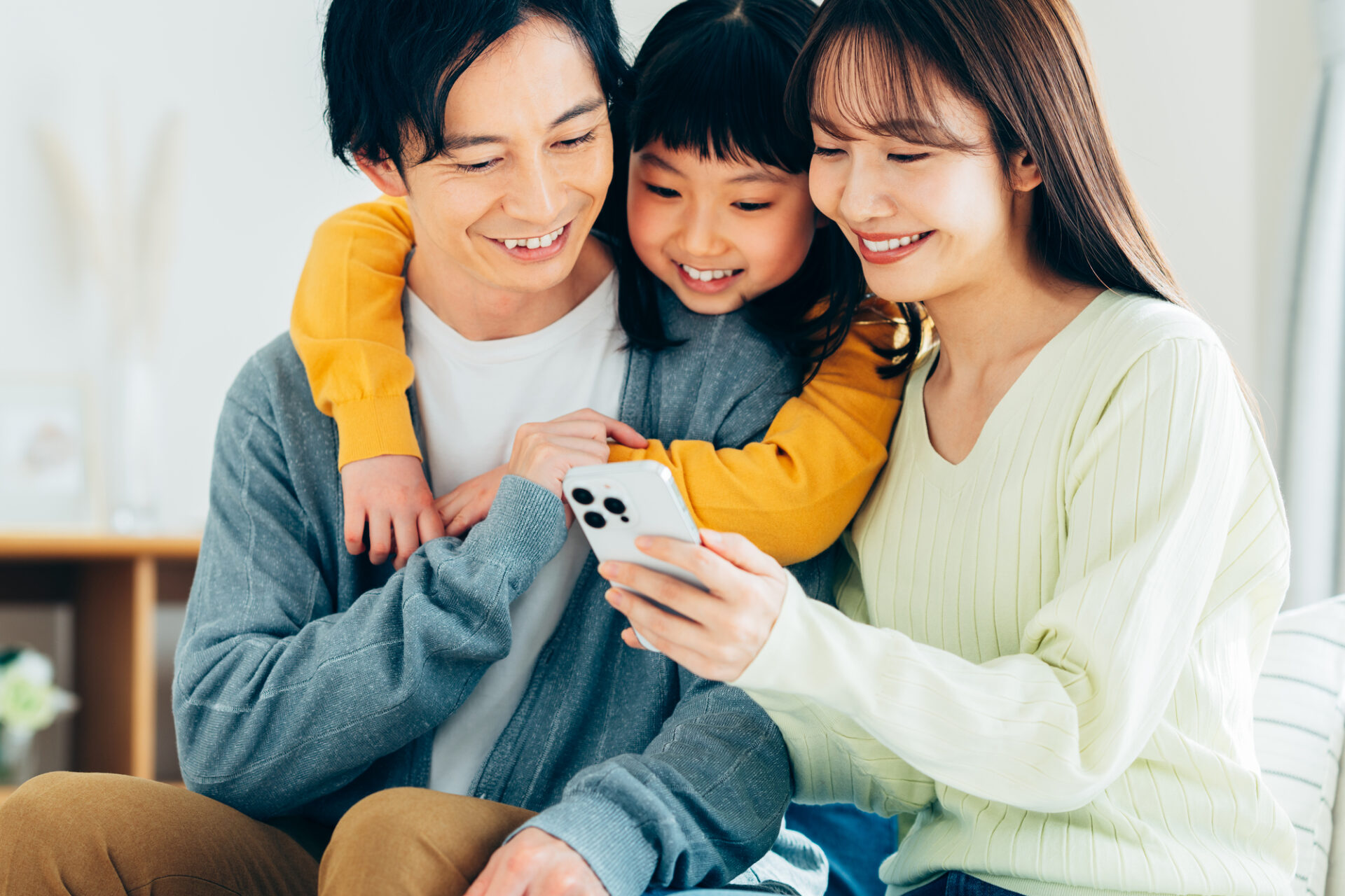 DMM TV を家族で共有して使うには？プロフィール機能の使い方を解説 | GETUUG（ゲッツーグ）